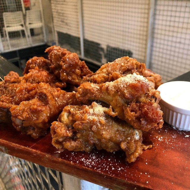 Mando’s Wing Shack - UST - Filipino in Sampaloc Metro Manila | OpenRice ...